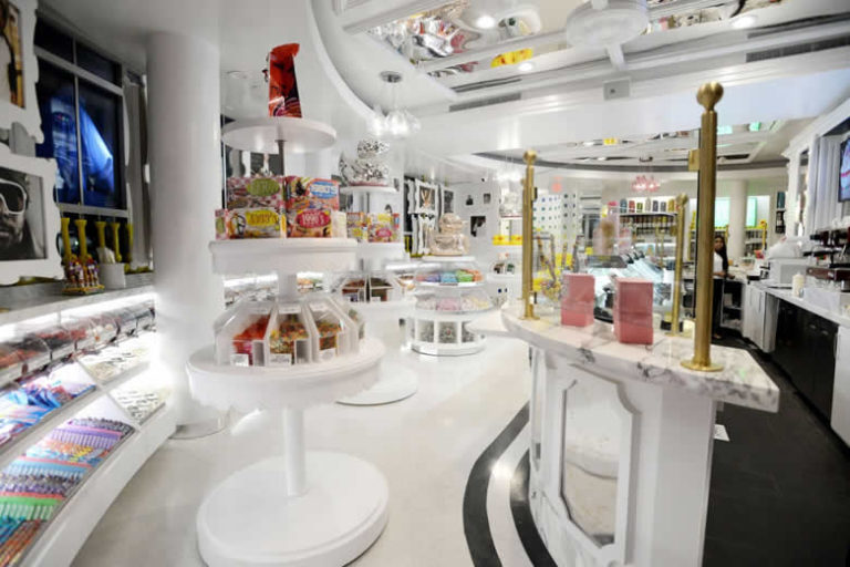 Sugar Factory Miami - Ocean Drive just got sweeter - AMG Realty